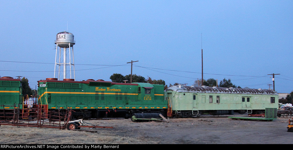 Modoc Northern 651 and MOW Car